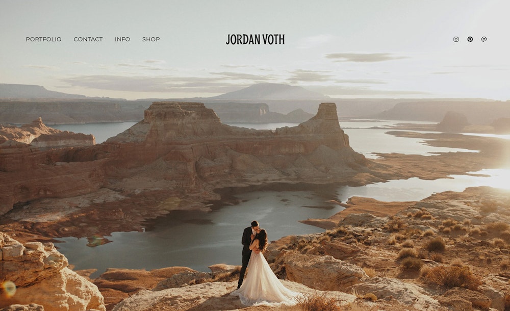 Easy Photography Portfolio Websites / 22Slides